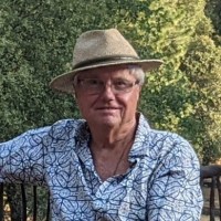 Tom DeVries – Stories don't tell themselves